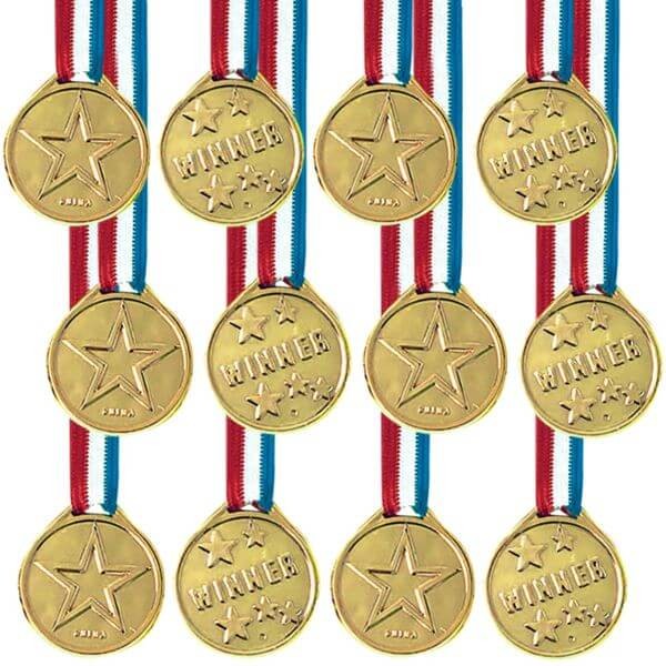 Guld medaljer i plastik - Skab en Mindeværdig Oplevelser